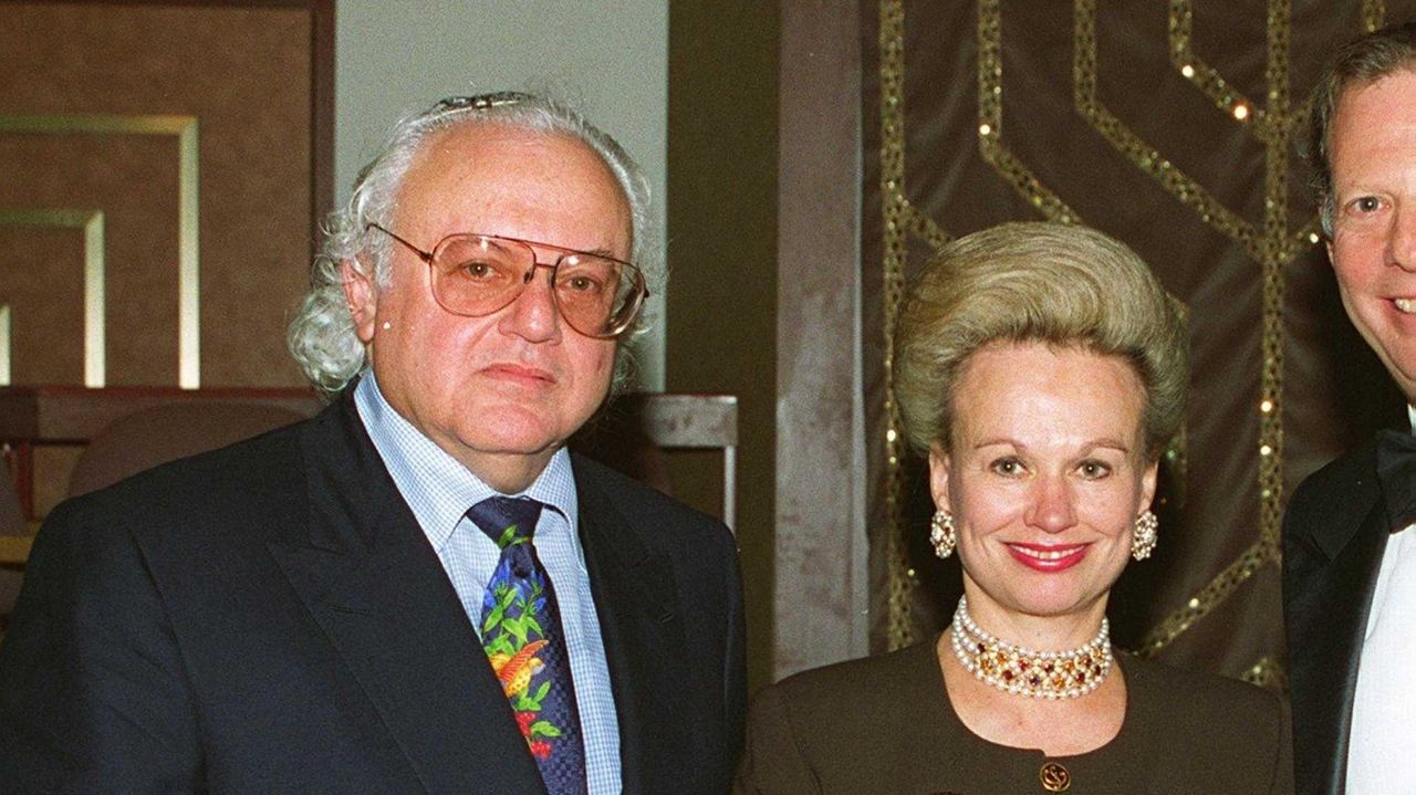 Rennerts' donation funds Lieberman professorship at Yeshiva University ...