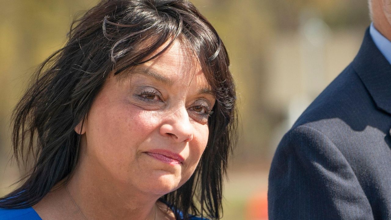 Linda Mangano will surrender to prison Friday if federal appellate ...