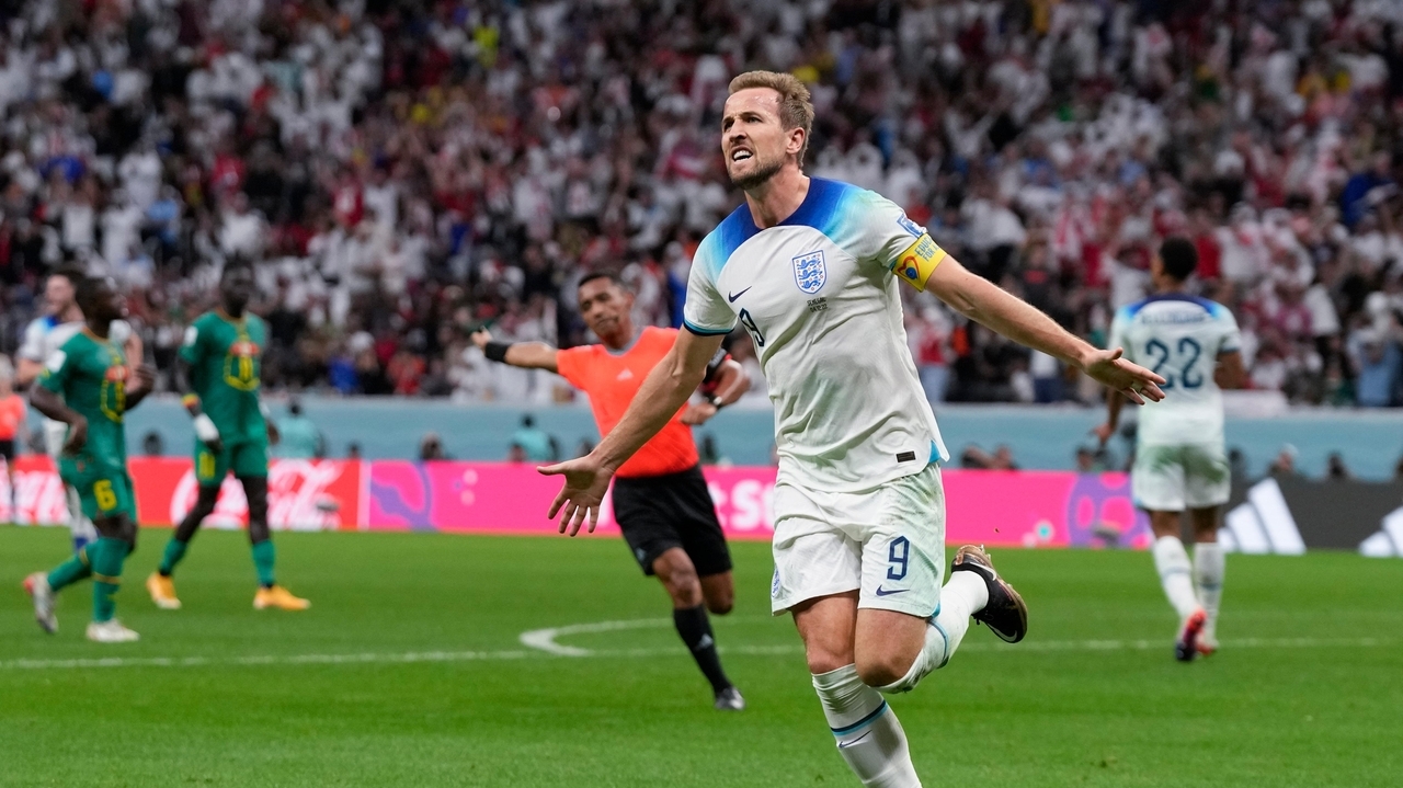 AP PHOTOS: World Cup highlights from Day 15 - Newsday