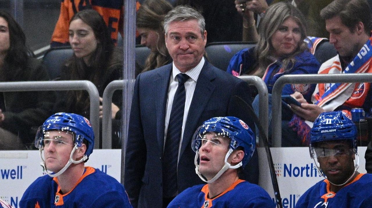 Patrick Roy's focus is on an Islanders win, not nostalgia, in his first ...