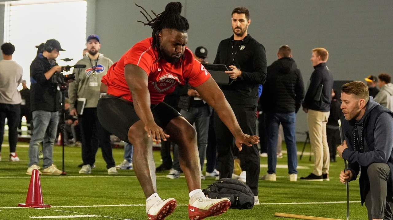 Vikings get Ohio State guard Donovan Jackson in NFL draft with 24th ...