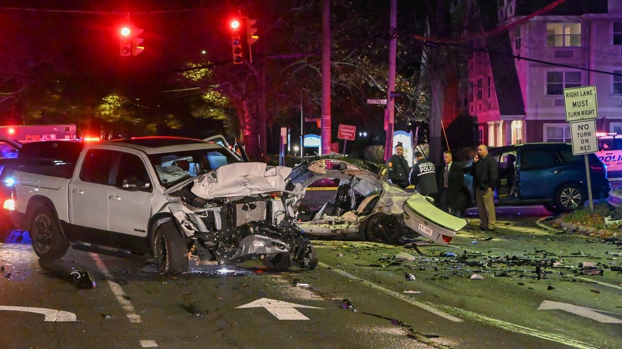 Nasir Reid of Lynbrook killed in crash - Newsday