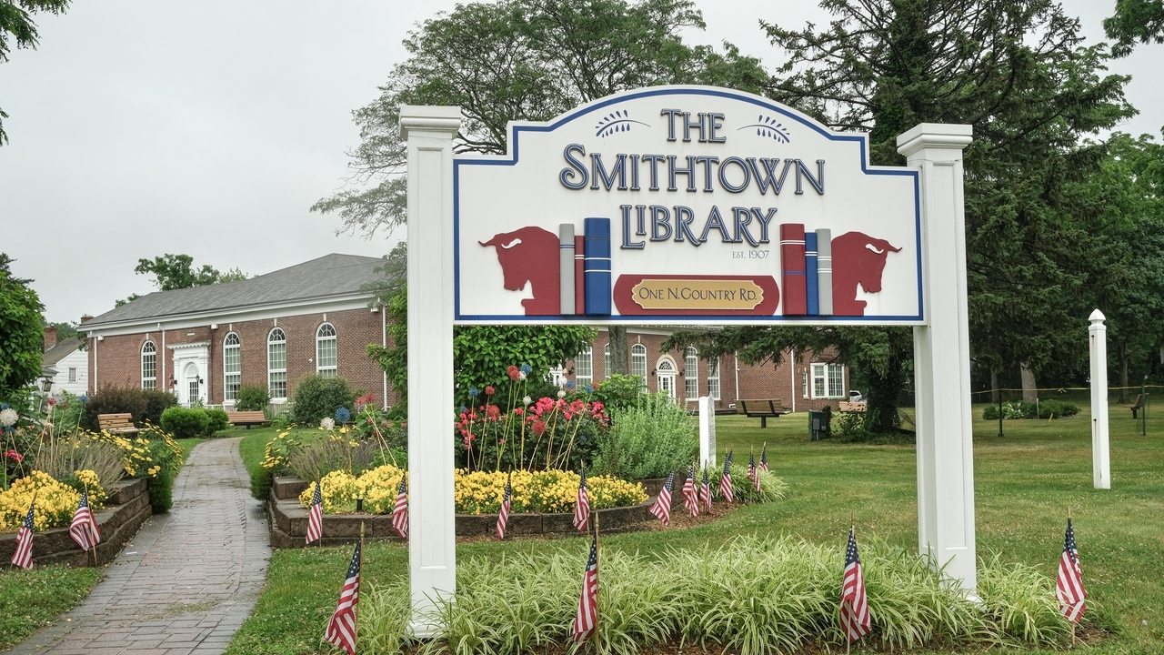 Smithtown library board restores Pride displays in kids' reading rooms ...