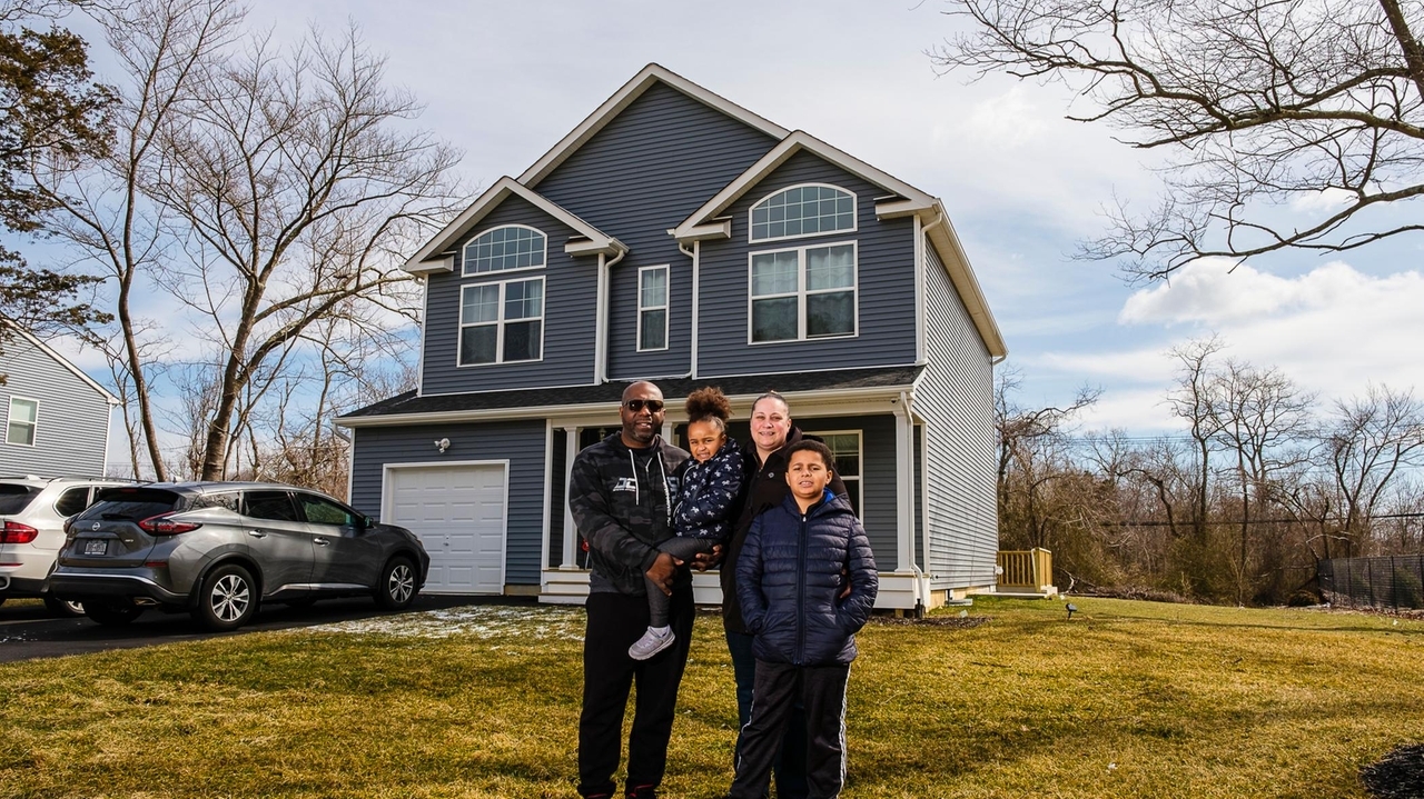 Haven of hope: After century of change, Gordon Heights retains ...