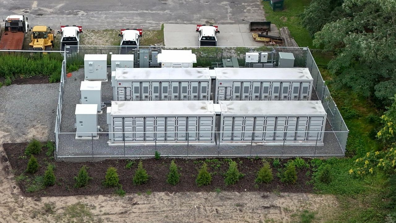 New York battery storage plans face challenges in 2026 - Newsday
