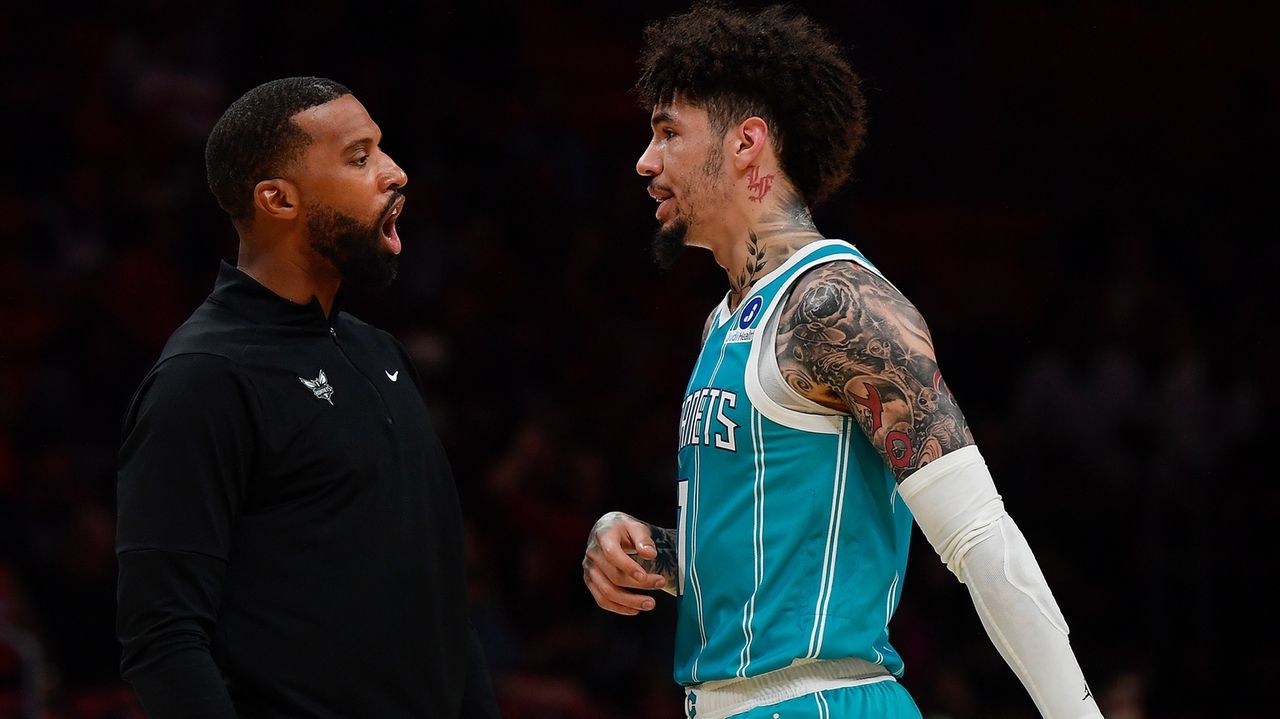 Hornets guard LaMelo Ball fined $35,000 by NBA for making obscene gesture during game - Newsday