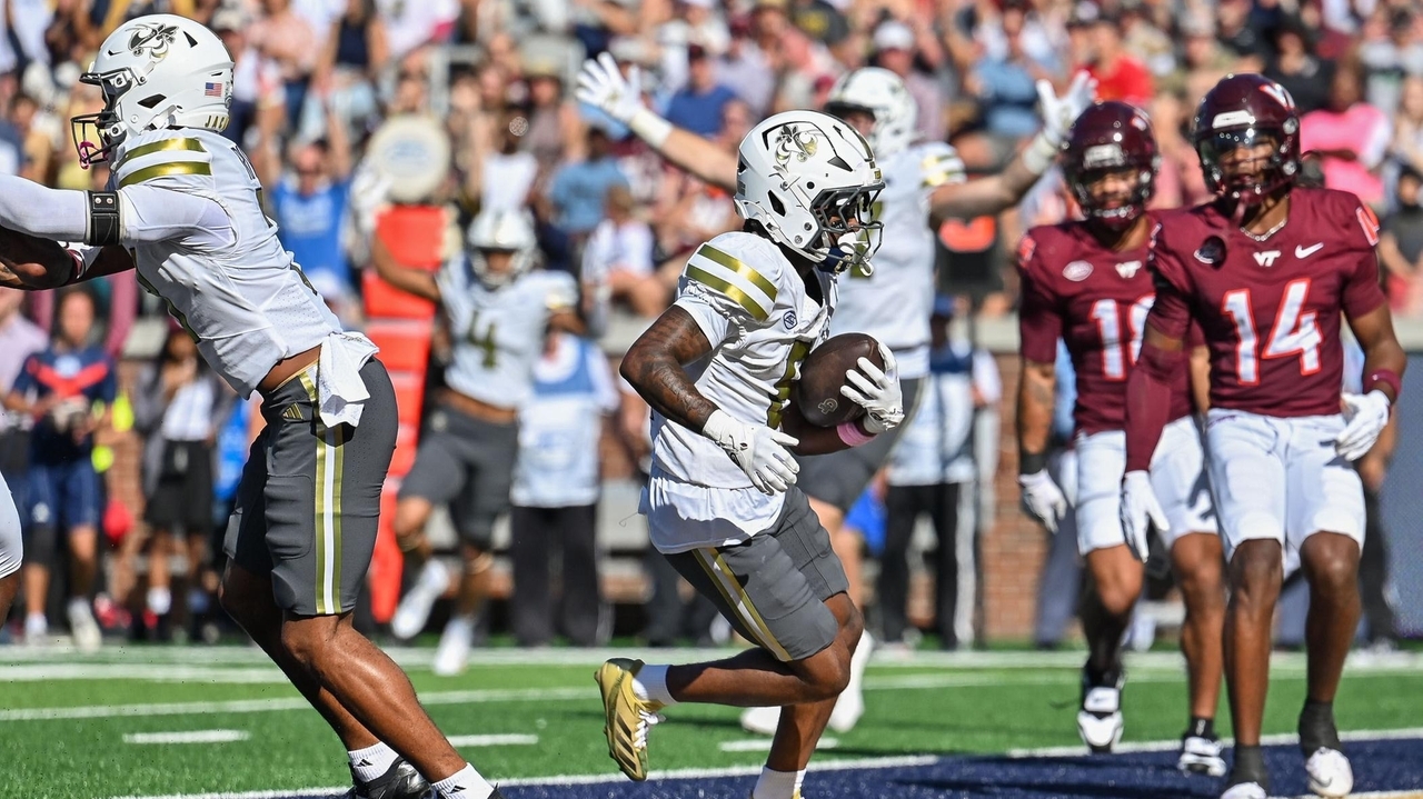 Hosley and King shine as No. 13 Georgia Tech starts strong and rolls to ...