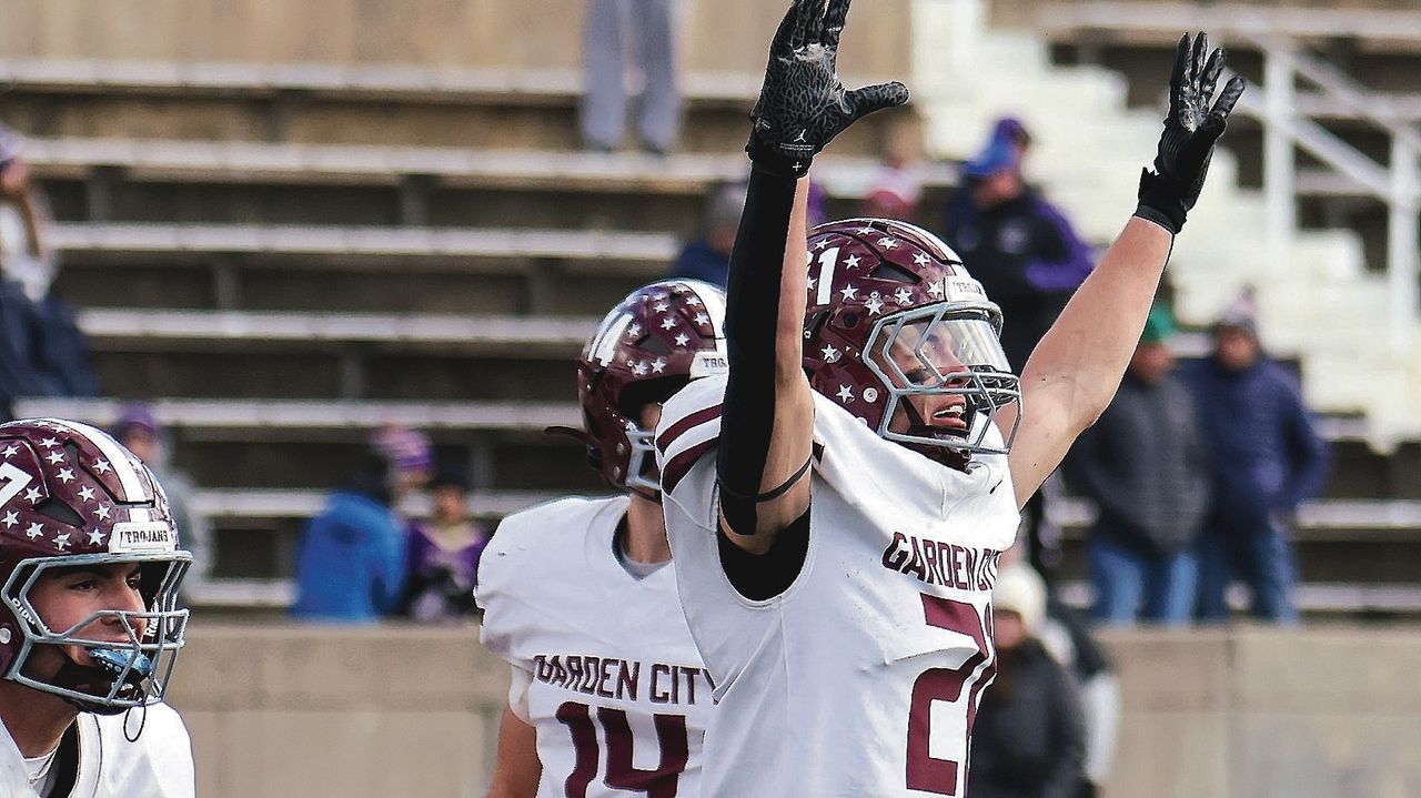 Newsday Athlete of the Week is Garden City's Blake Cascadden - Newsday