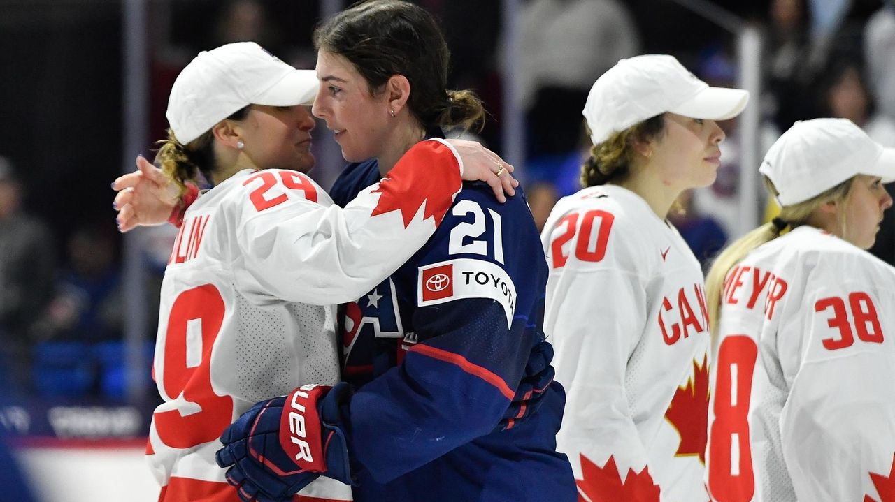 Canada and U.S. ratchet up their cross-border rivalry to new heights in women's hockey world ...