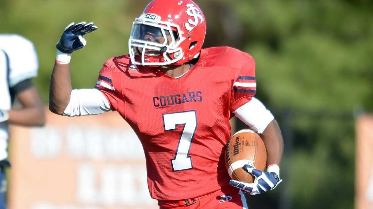 Bryan Sinclair's 5 TDs lead St. John the Baptist to victory - Newsday