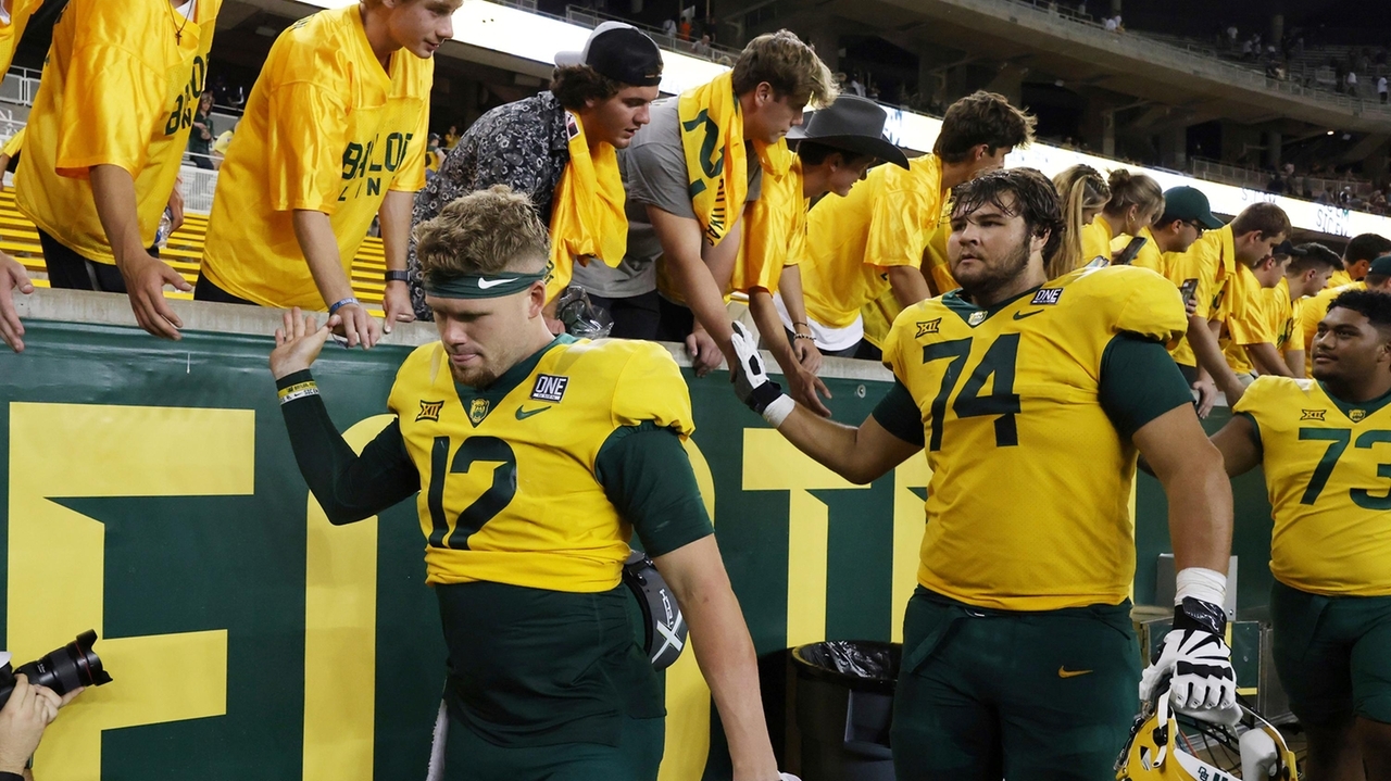 Baylor QB Blake Shapen out 2-3 weeks with MCL injury. A transfer QB ...