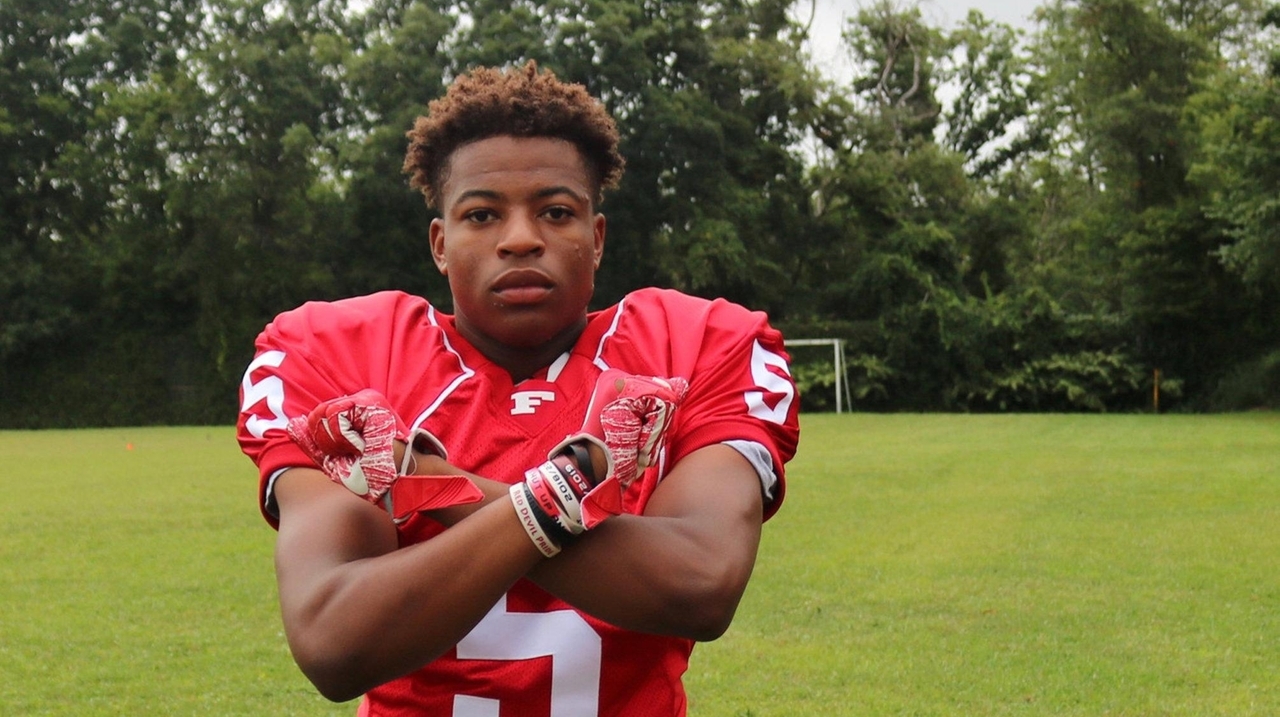 Freeport's Jordan Jackson is Newsday's Athlete of the Week - Newsday