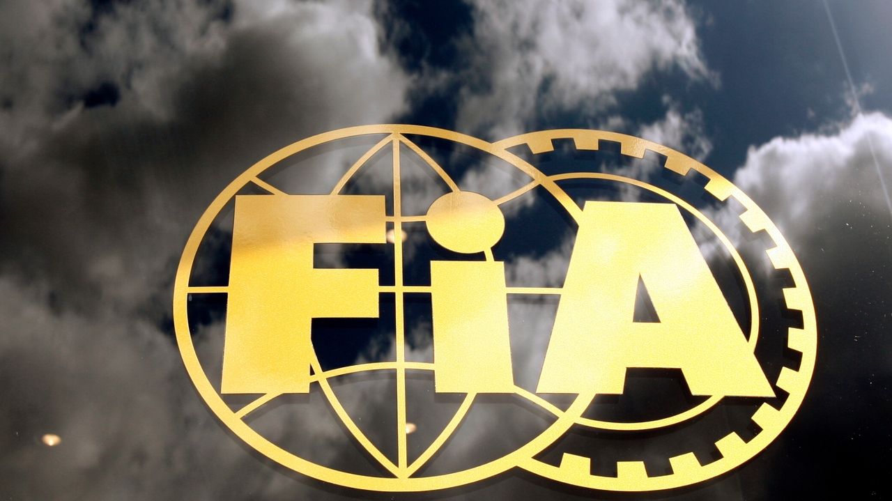 Racing driver Laura Villars says she's challenging FIA election rules ...