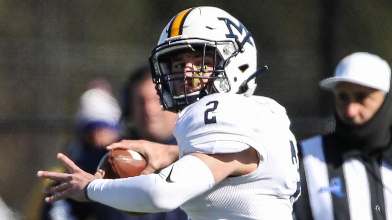 John Giller, Tim Garguilo lead powerful Massapequa over Syosset - Newsday