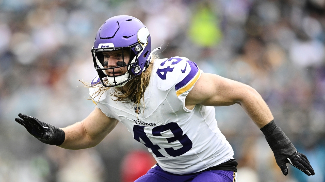 Vikings agree to $23M contract extension with Pro Bowl edge rusher ...