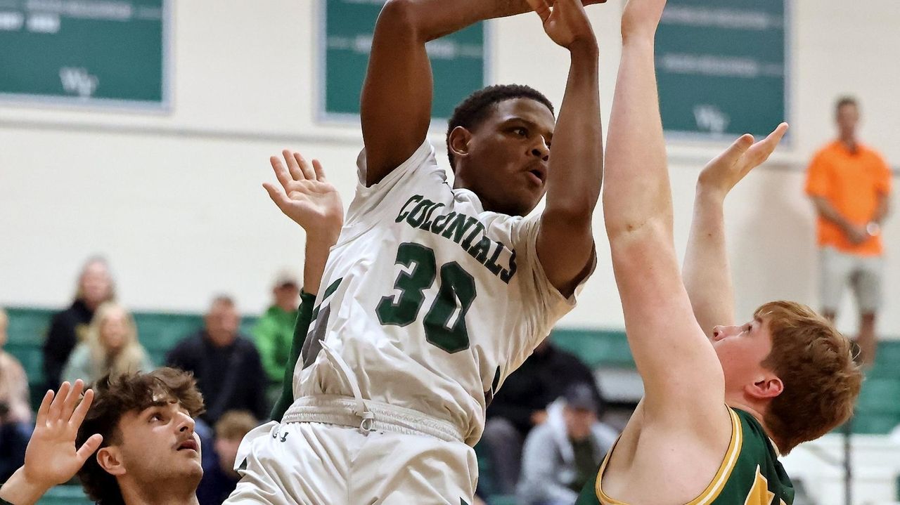 Floyd beats Ward Melville, gets rematch it wanted against Bay Shore ...