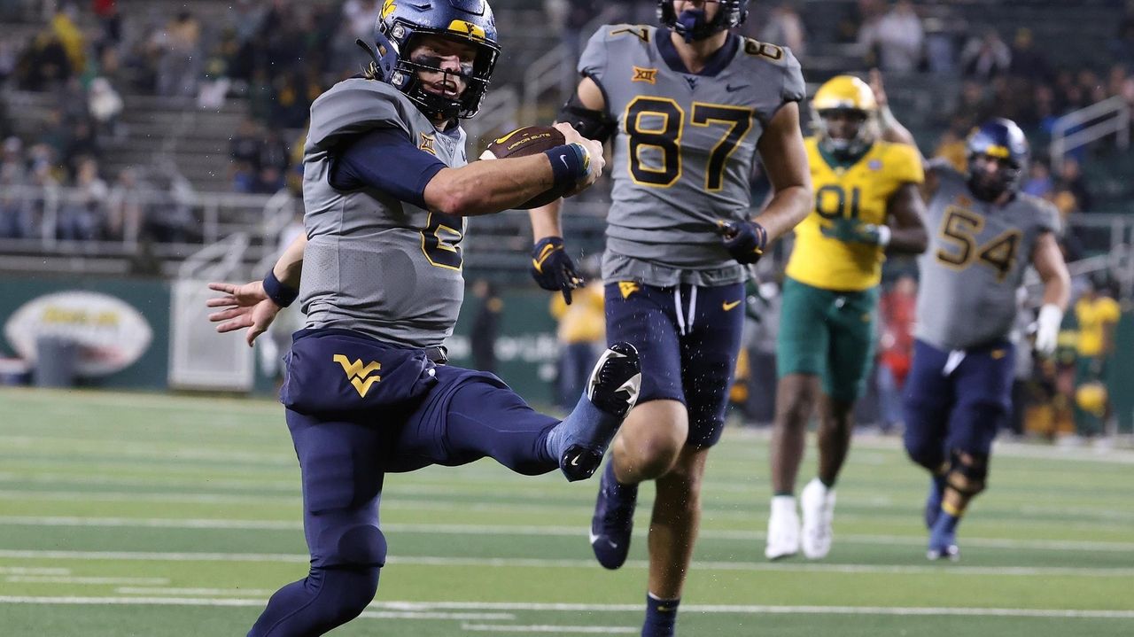 West Virginia QB Greene's 4th TD is a 29-yard pass in final minute for ...