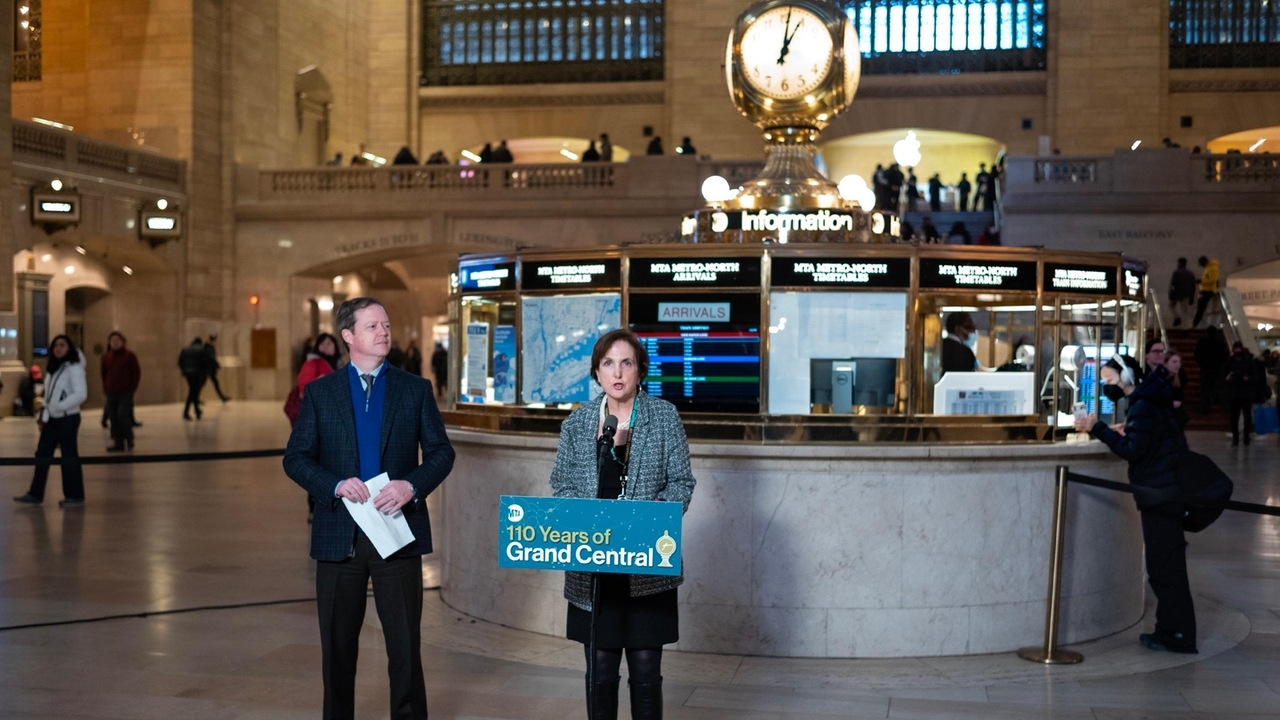 LIRR interim president Catherine Rinaldi will step down - Newsday