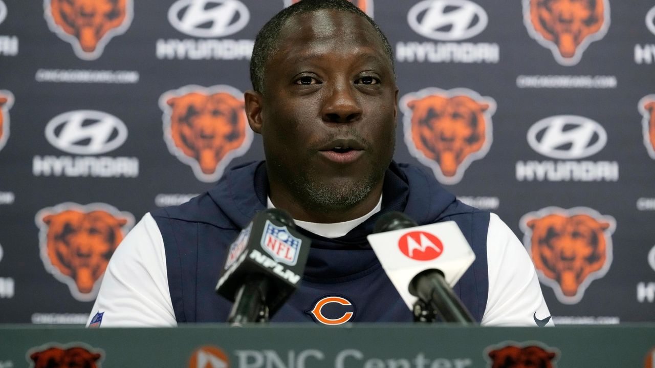 Bears defensive coordinator Alan Williams resigns, says he has to take ...