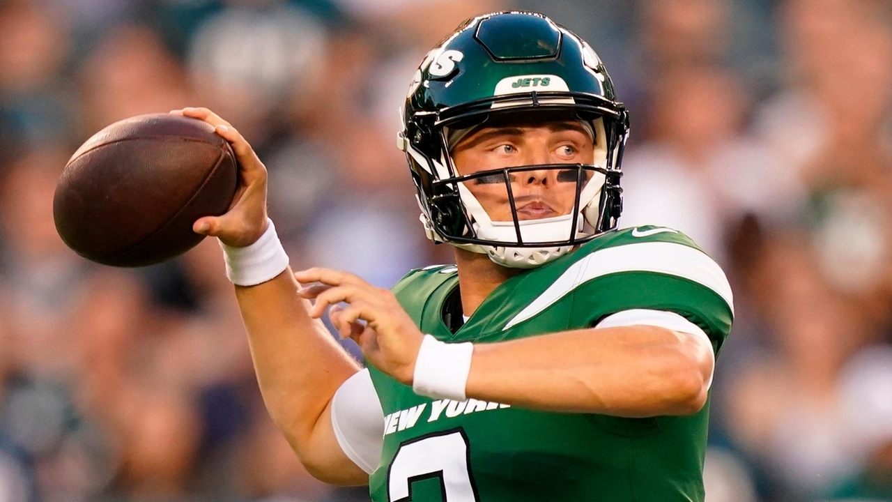 Jets QB coach Rob Calabrese sees Zach Wilson using his injury time ...