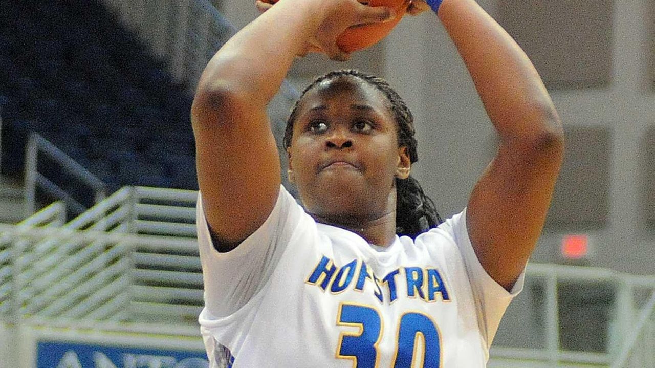 Shante Evans breaks CAA mark, jersey retired - Newsday