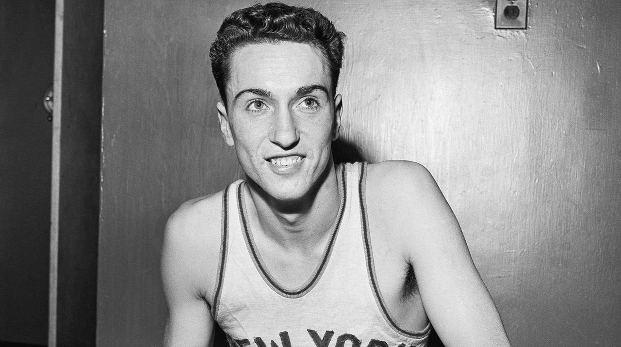 Carl Braun, Teresa Weatherspoon elected to Basketball Hall of Fame ...