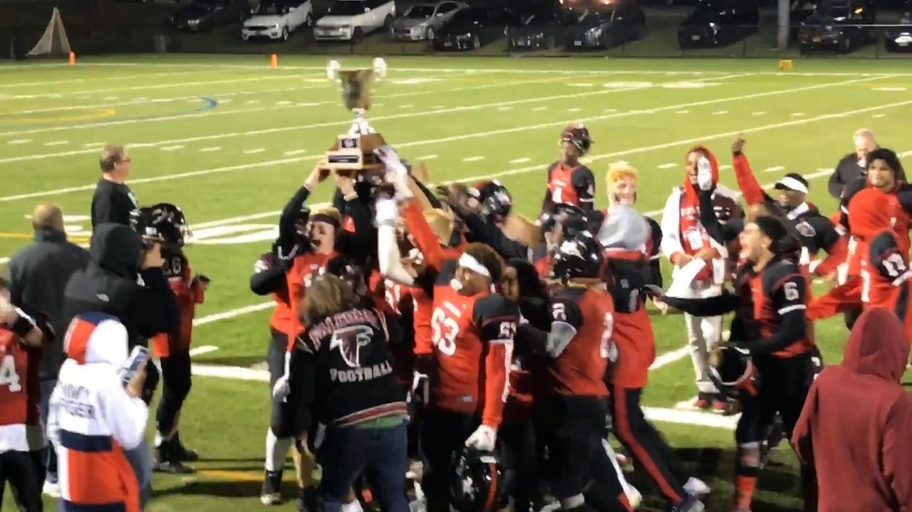 LuHi celebrates football title - Newsday