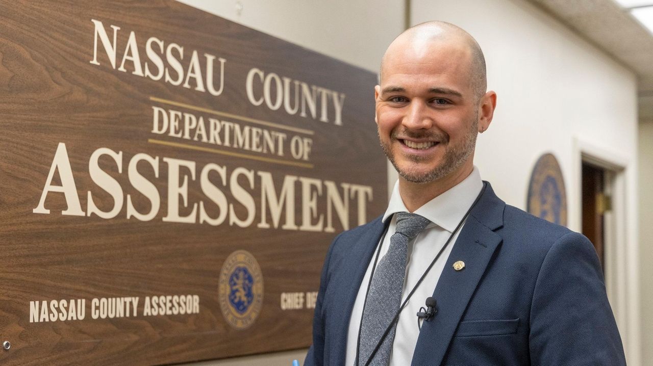Nassau acting assessor Matthew Cronin departs for job in Suffolk - Newsday