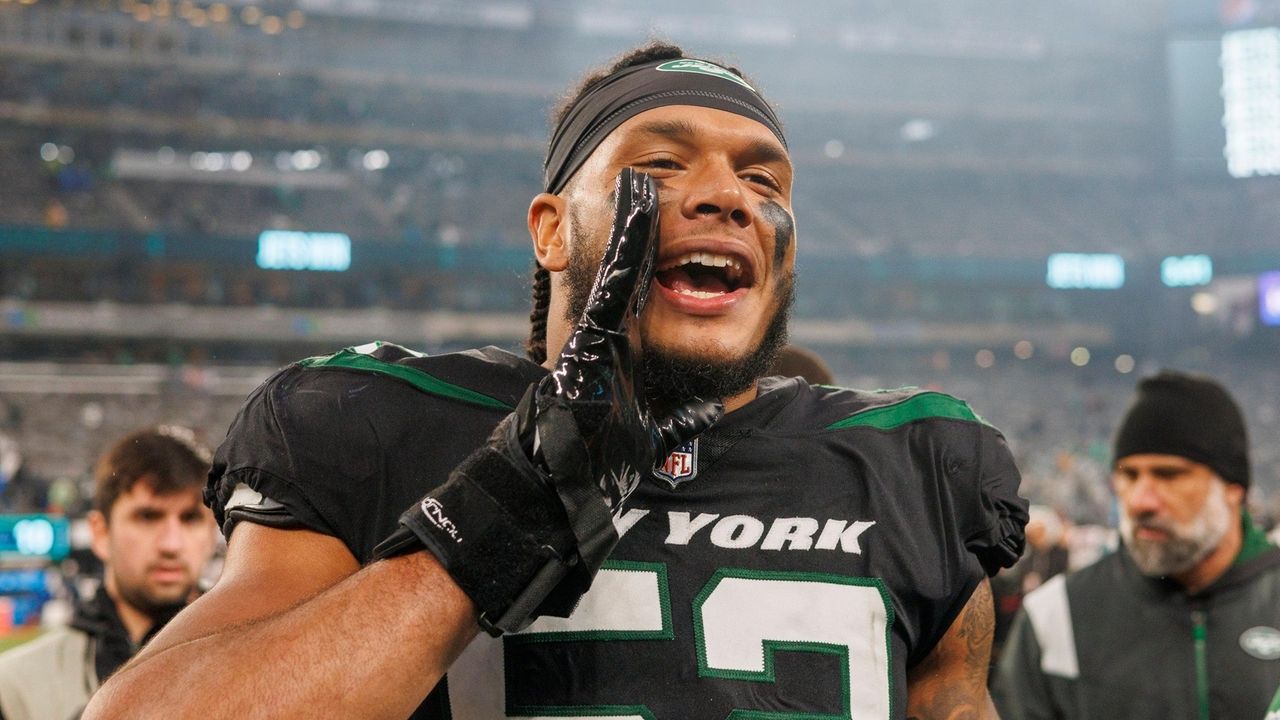 The maturation of Jets' Jermaine Johnson - Newsday