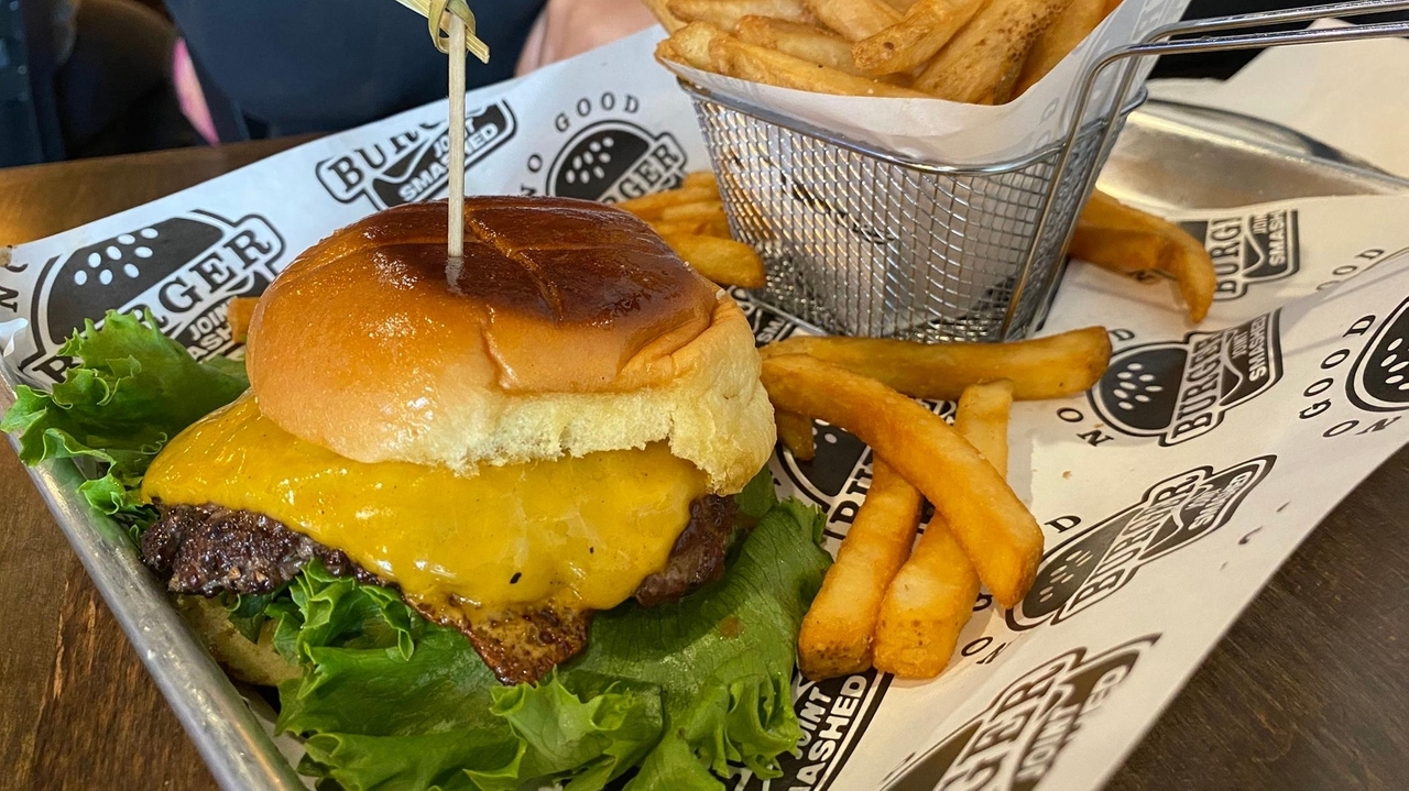 No Good Burger Joint opens in Rockville Centre - Newsday