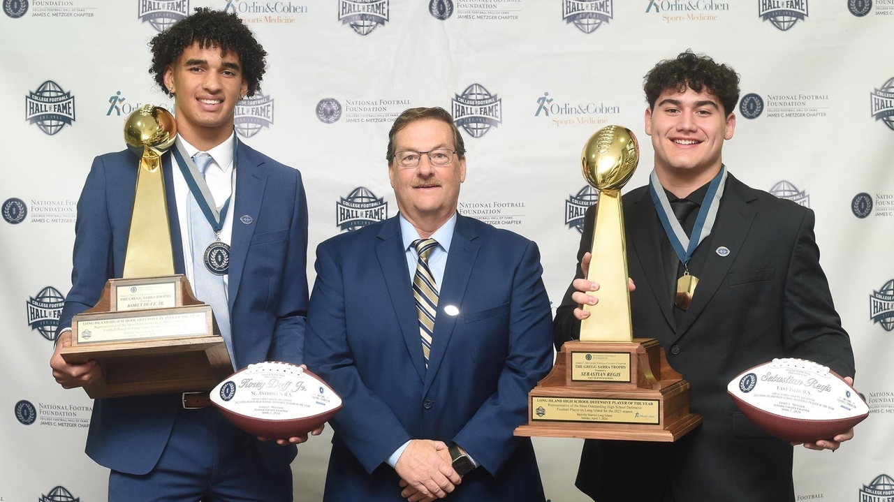 St. Anthony's Korey Duff Jr., East Islip's Sebastian Regis recipients ...