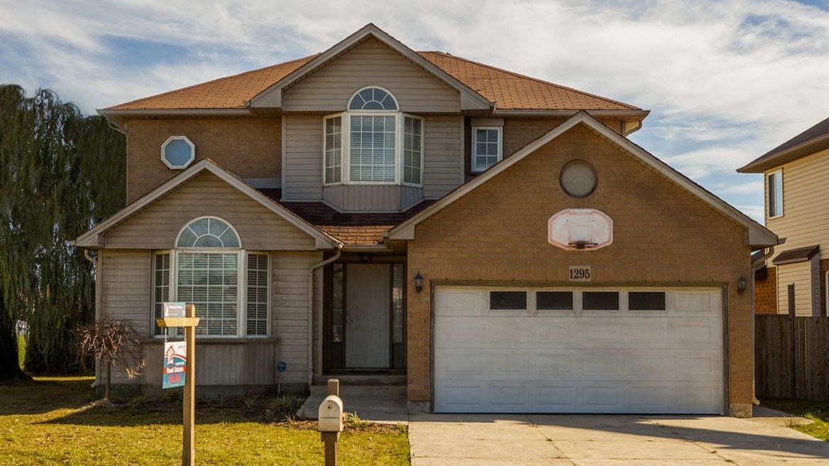 'Poltergeist' Trulia listing features three bedrooms, 'demonic ...