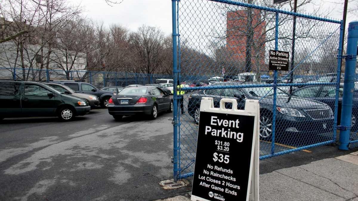 Parking rates at Yankee Stadium skyrocket - Newsday