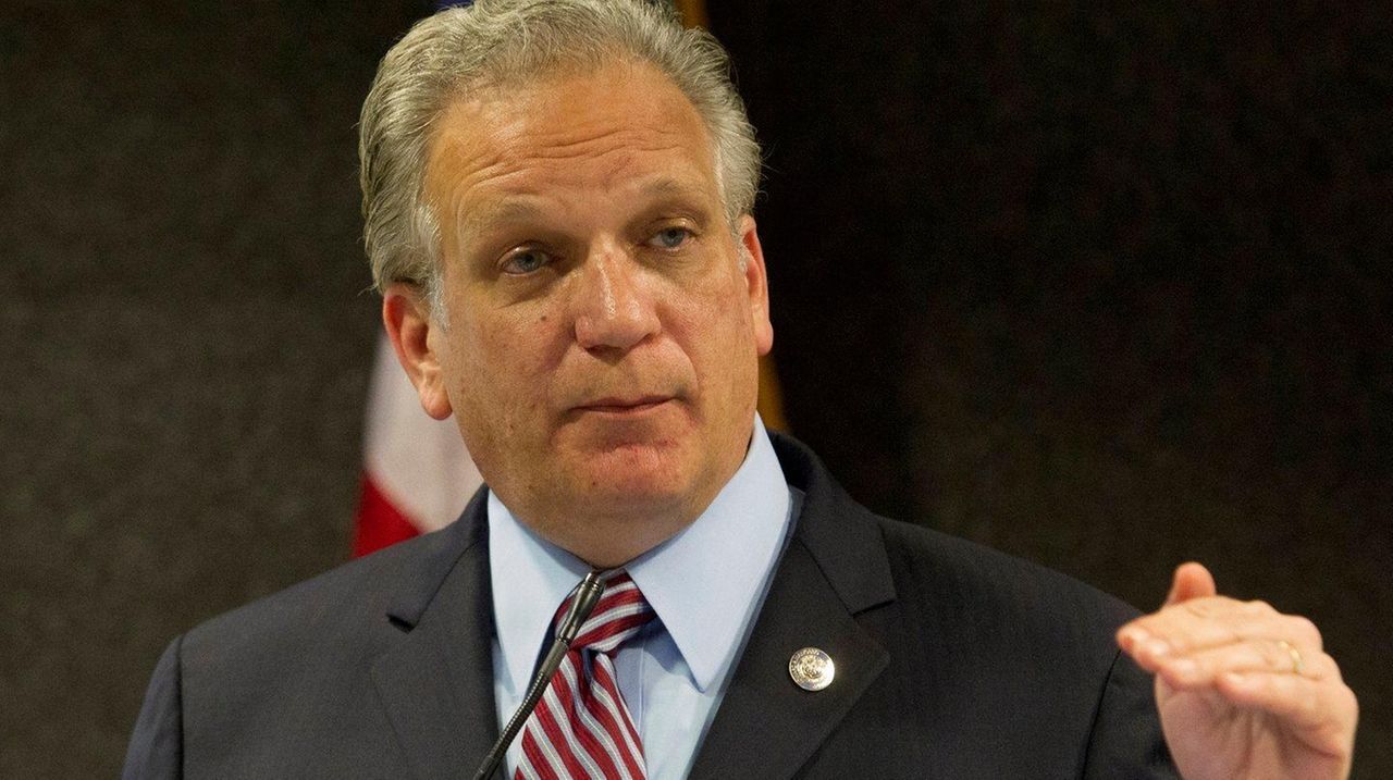 Could Edward Mangano still throw his hat into the ring? - Newsday