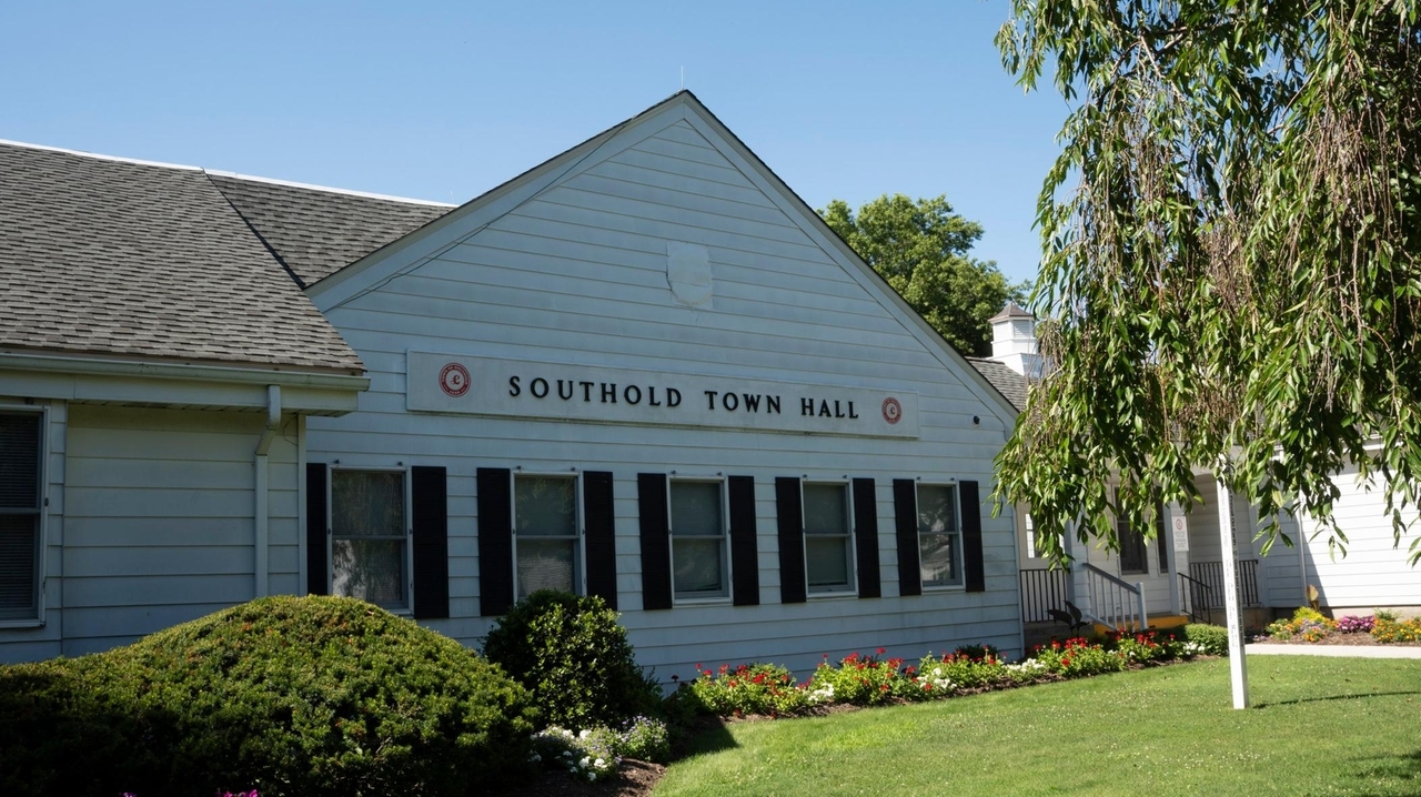 Southold Town hit with 'potential cyber incident' - Newsday