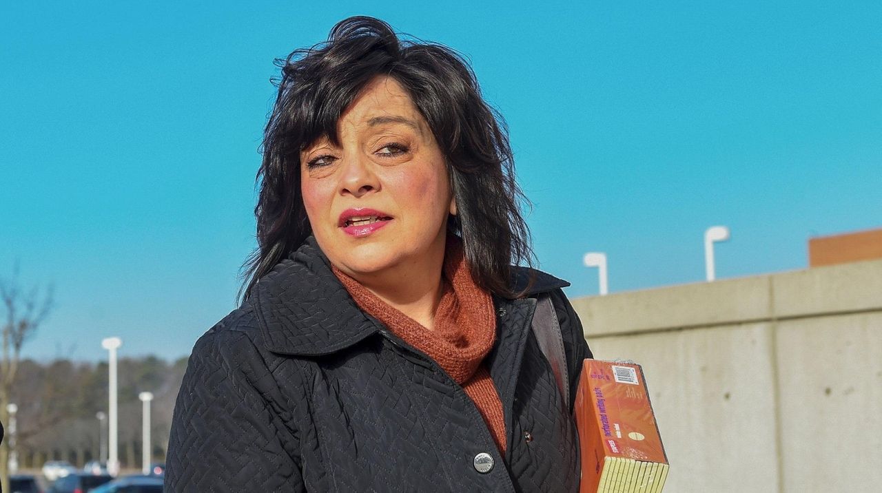 Feds: Linda Mangano should serve 2 1/2 years in prison for corruption ...