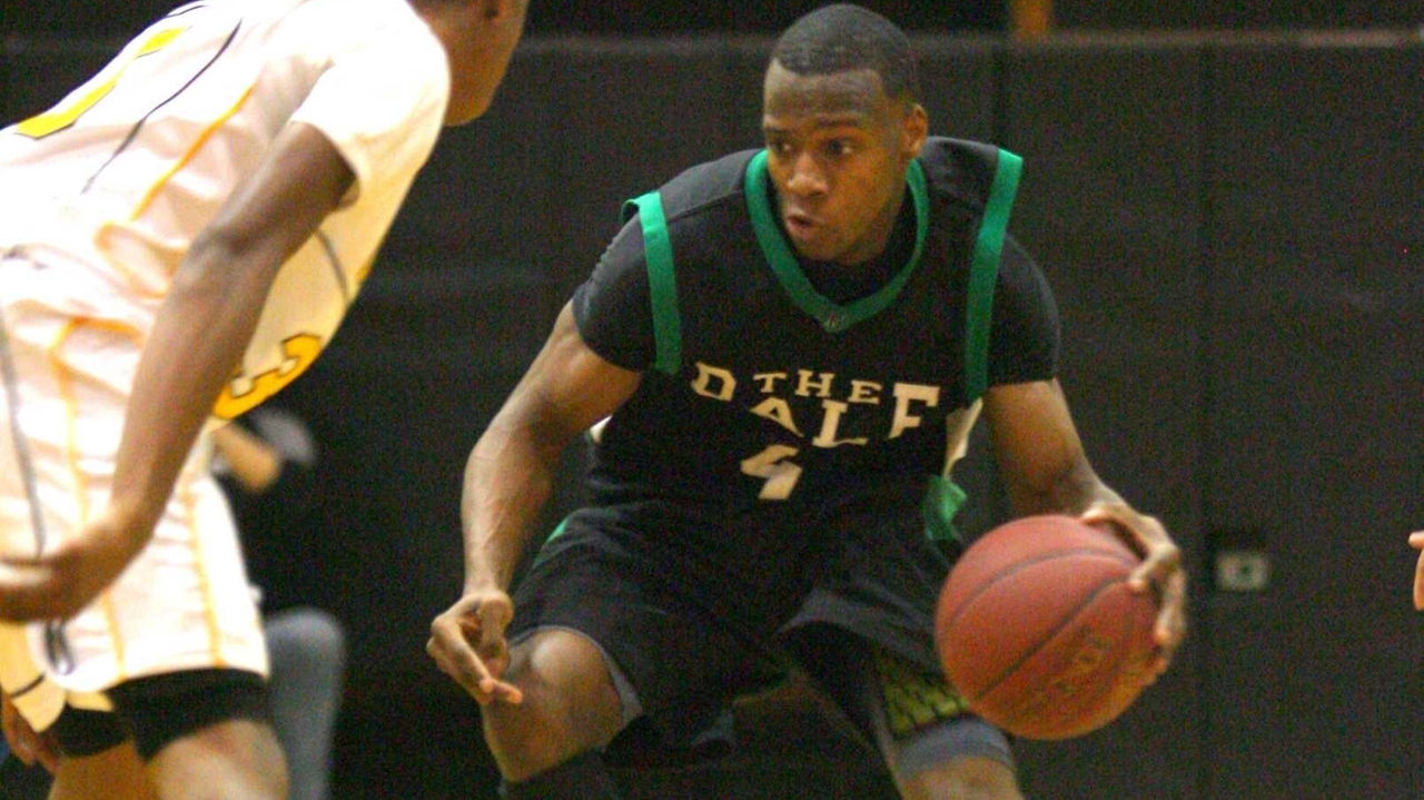 Mingo's career-high 39 points lift Farmingdale - Newsday