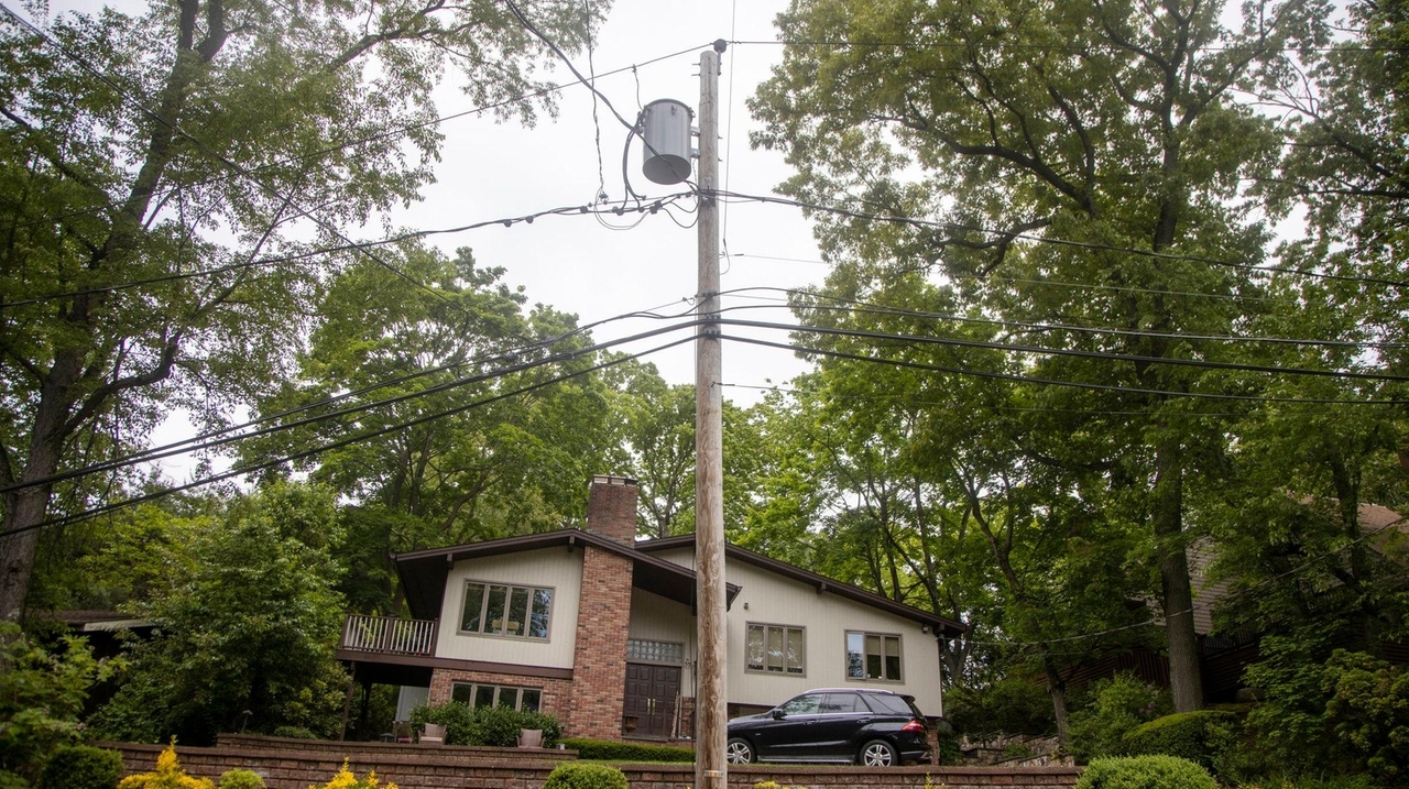 North Hempstead appeals latest court ruling that favors ExteNet cell ...