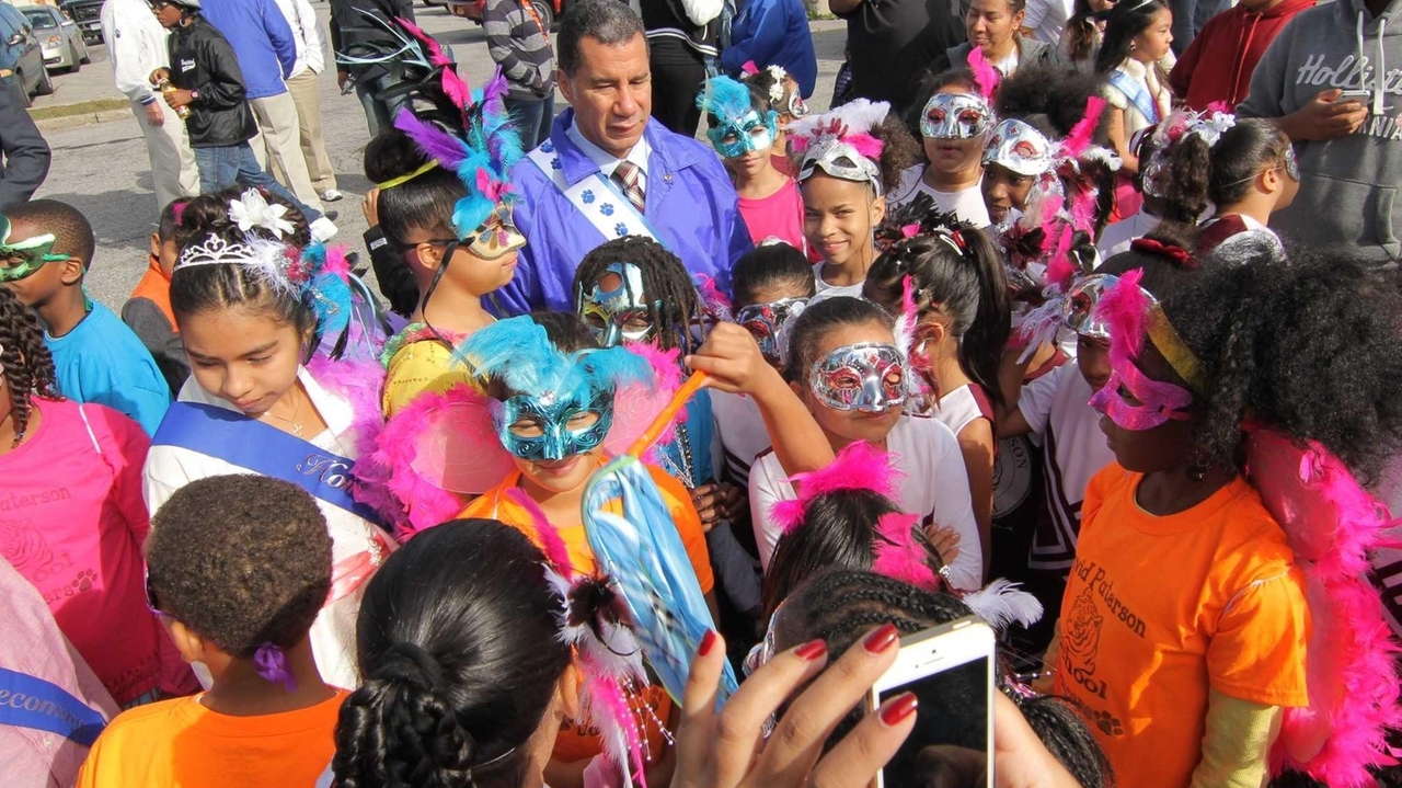 Former Gov. David Paterson returns to alma mater to lead Hempstead ...