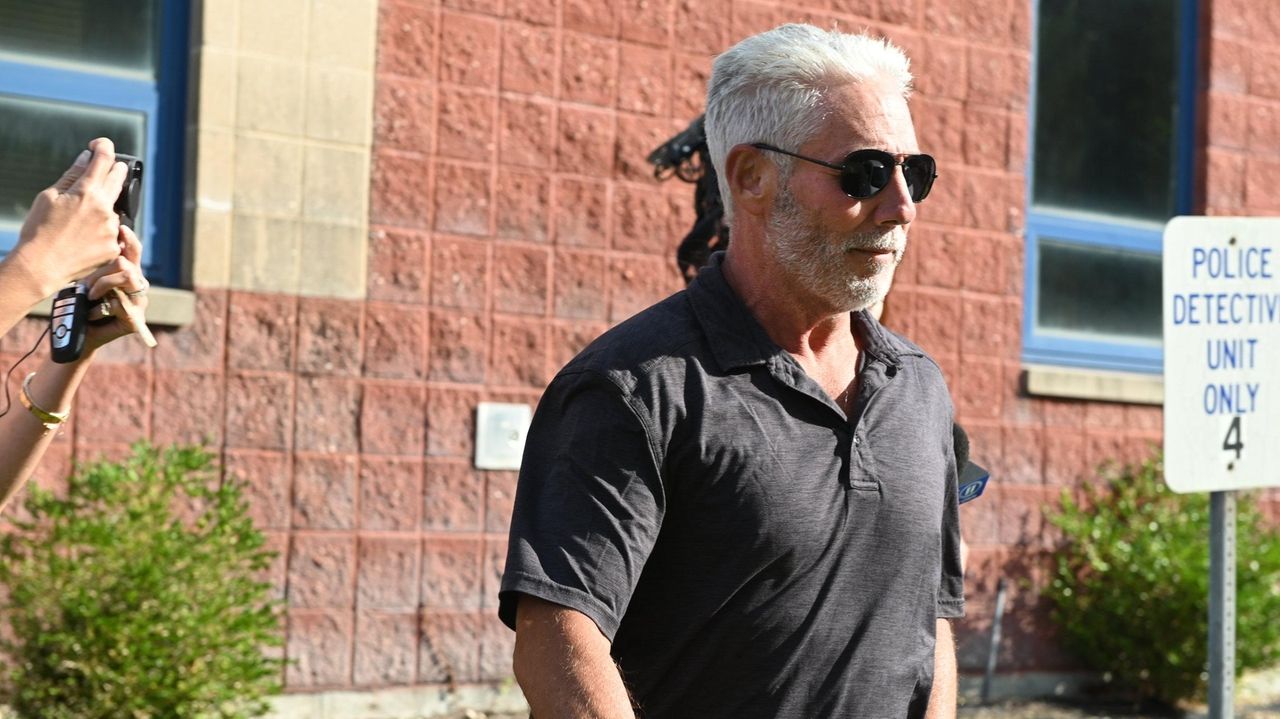 Former Suffolk Police Chief James Burke's arrest a small reminder of a ...