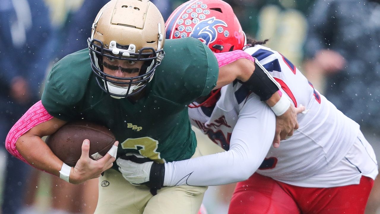 Long Island high school football's Gridiron Greats for Week 6 - Newsday