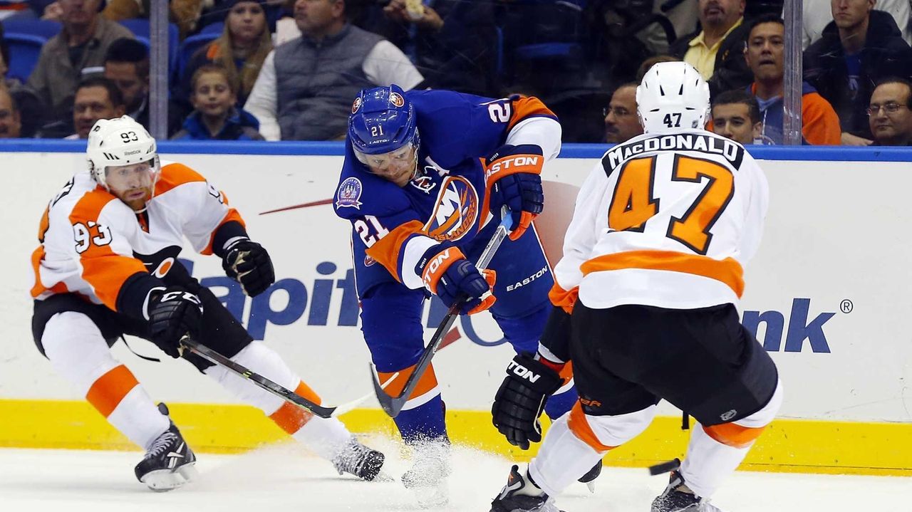 Andrew MacDonald has mixed emotions on return to Coliseum - Newsday