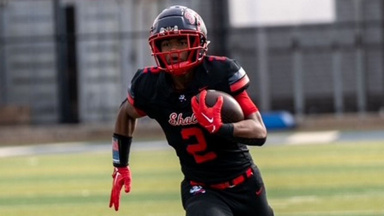 PSAL football preview: Top teams, players to watch and more - Newsday