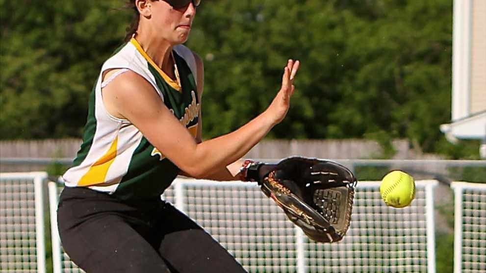 Lent starts comeback for Longwood softball - Newsday