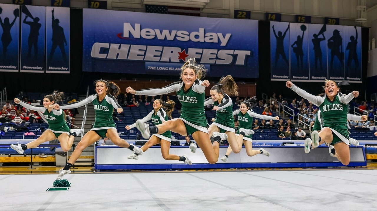 Newsday Cheer Fest 2025: Lindenhurst - Newsday