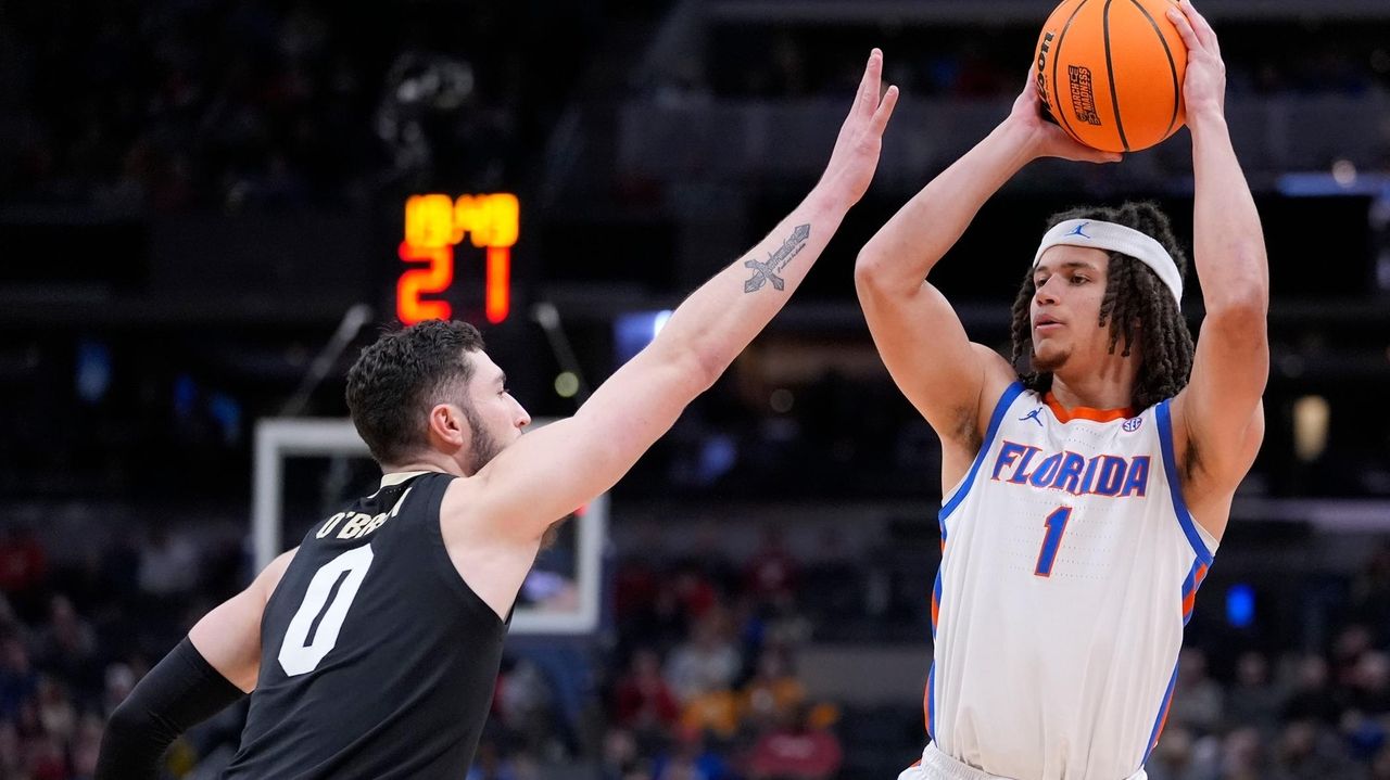 Florida guard Walter Clayton Jr. to go through NBA pre-draft process ...