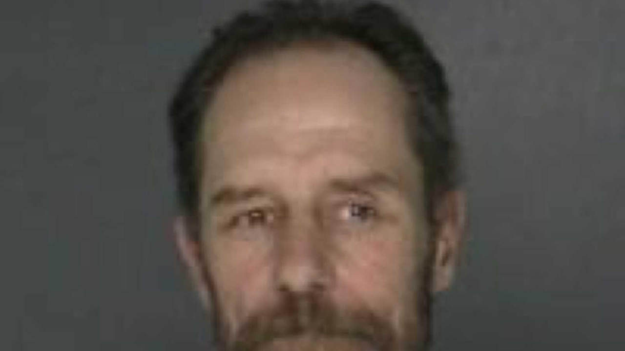 Cops: Lindenhurst school board member's husband gave teens alcohol ...