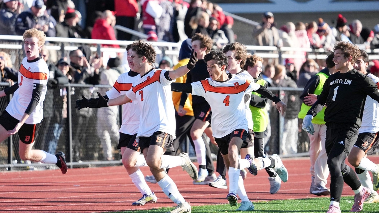 Anthony Patiri's overtime goal delivers another boys soccer Suffolk ...