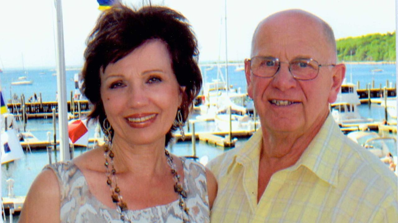 Love Story: Diane and Paul Sciacchitano - Newsday