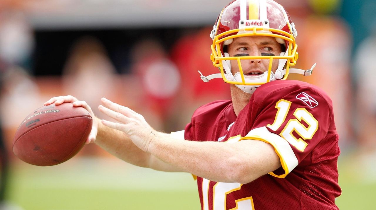 Jets add Beck, Wilson's QB coach, as full-time member of staff - Newsday